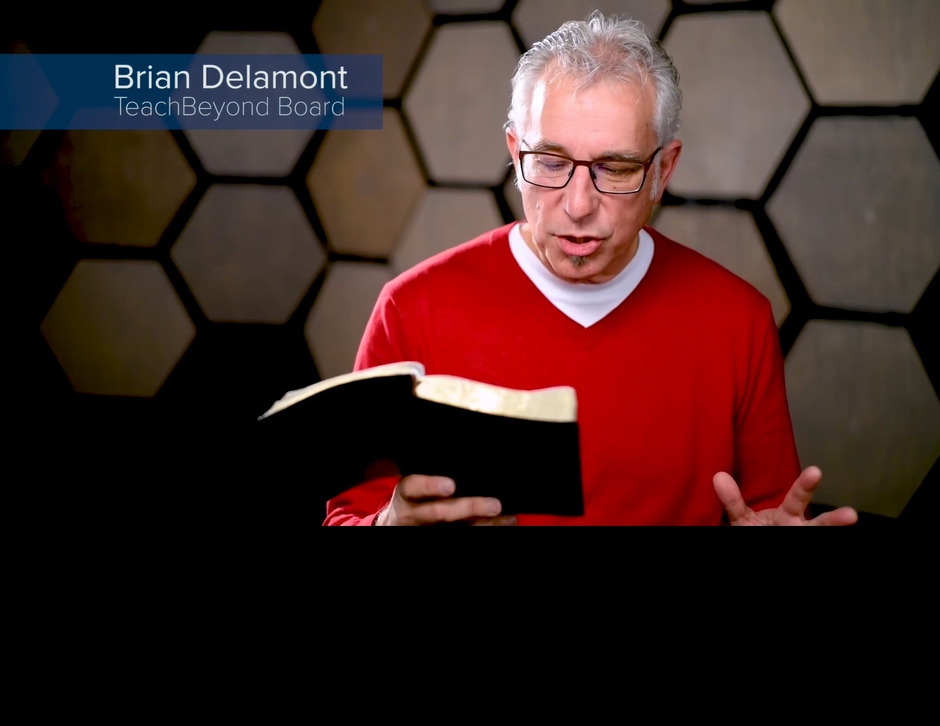 Multilingual Christmas Greetings from Our Members - TeachBeyond UK