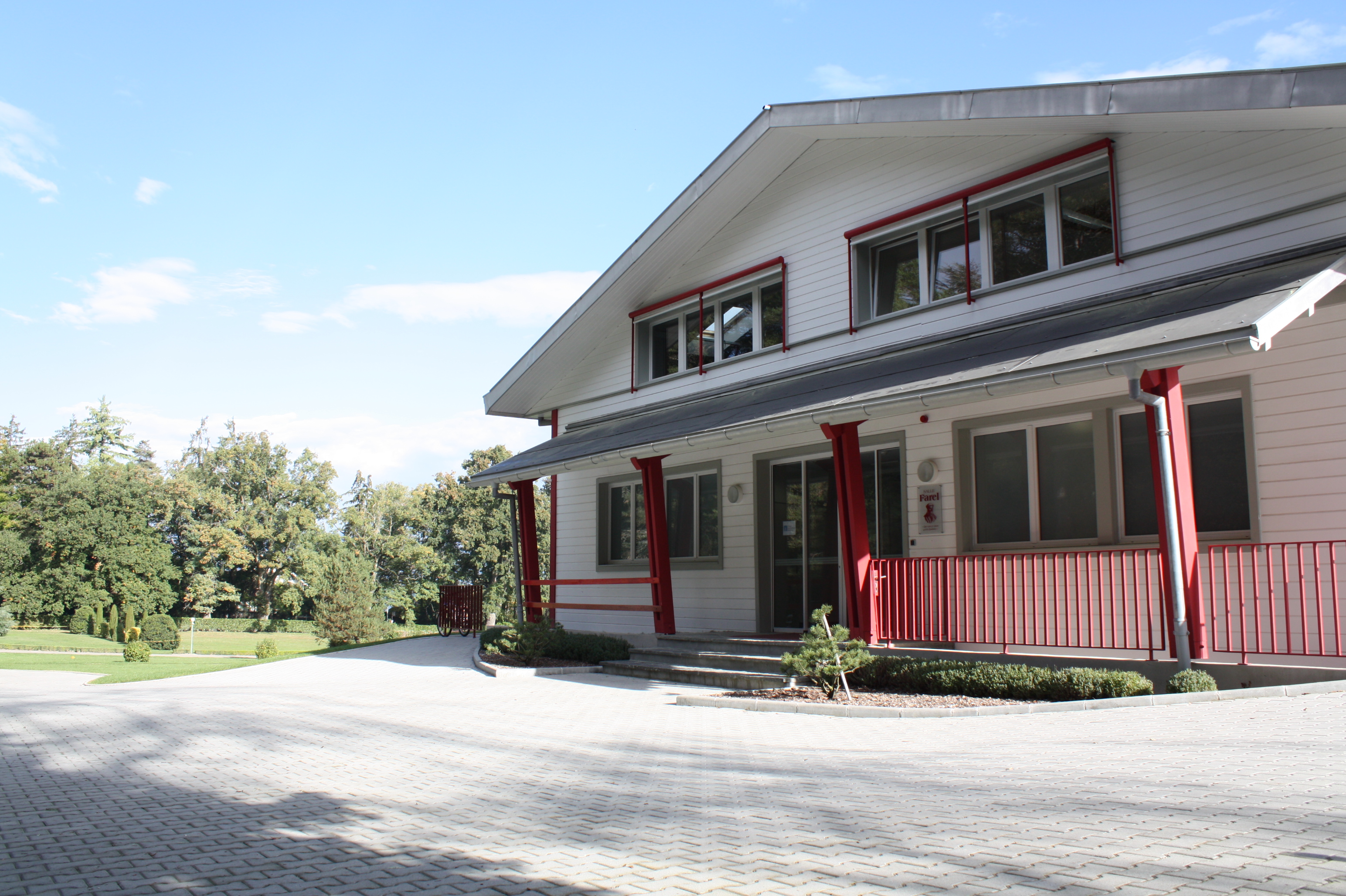 Leman International Academy - TeachBeyond UK